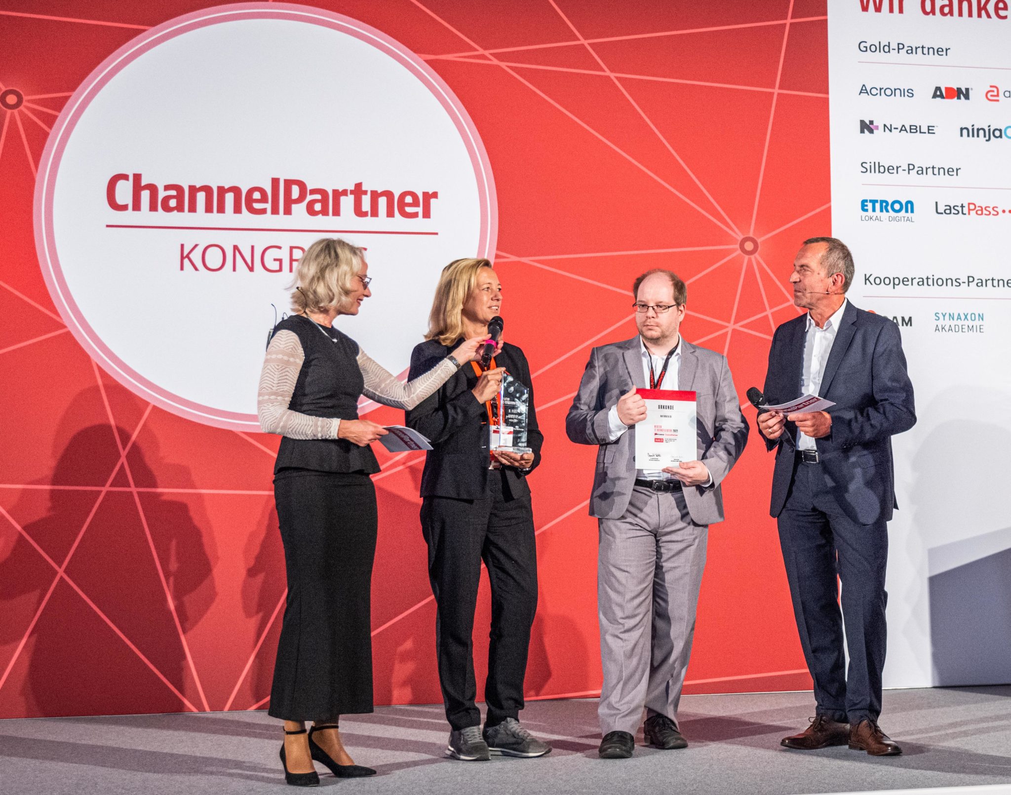 Deutschlands beste IT-Dienstleister 2022 – Ratiodata belegt Platz 3 ...